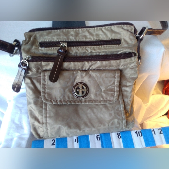 Giani Bernini | Bags | Salegiani Berninis Gold Cross Body | Poshmark